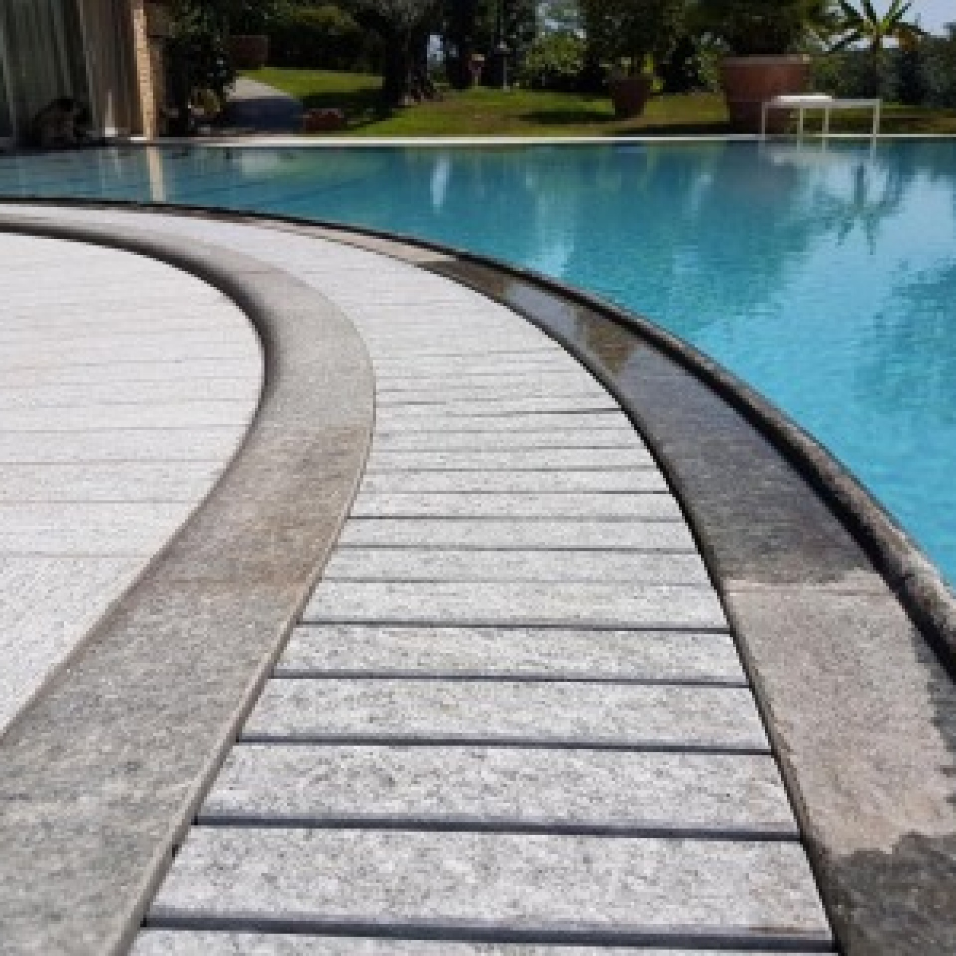 Flexible stone grate for Sfioro pool - Griglia in pietra per piscina ...
